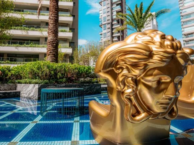 Apartamento de luxo, da Grife Versace com 150 m² com 3 suítes e 2 vagas de Garagem