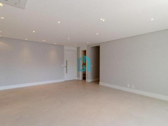 Apartamento de luxo em Moema, São Paulo