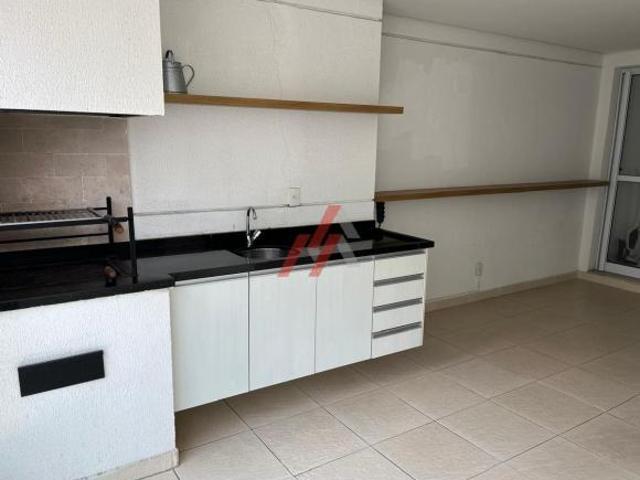 Apartamento de Luxo em Alphaville Centro Industrial e Empresarial: 3 Quartos, 3 Suítes, 3 Salas, 3 V