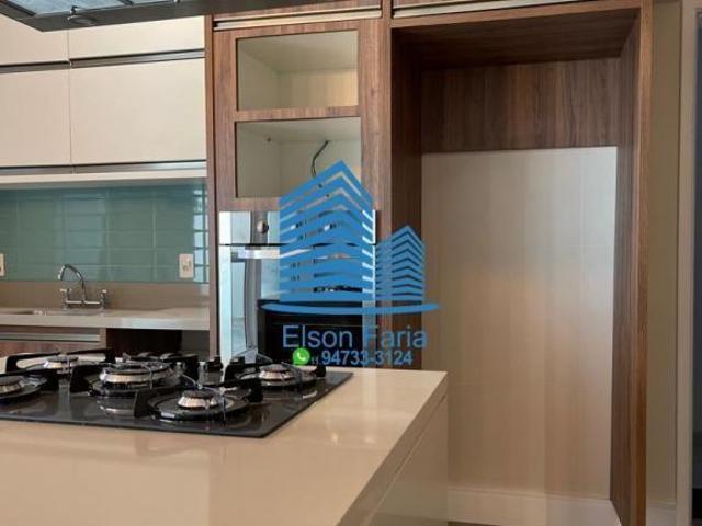 Apartamento de Luxo em Alphaville Empresarial: 2 Suítes, 2 Salas e 2 Vagas de Garagem 98m² Barue