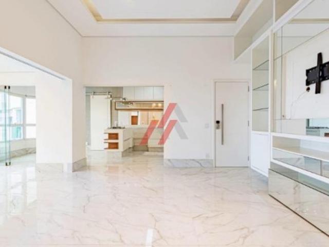 Apartamento de luxo em Alphaville Empresarial, Barueri SP: 3 quartos, 3 suítes, 2 salas, 5 banheiros