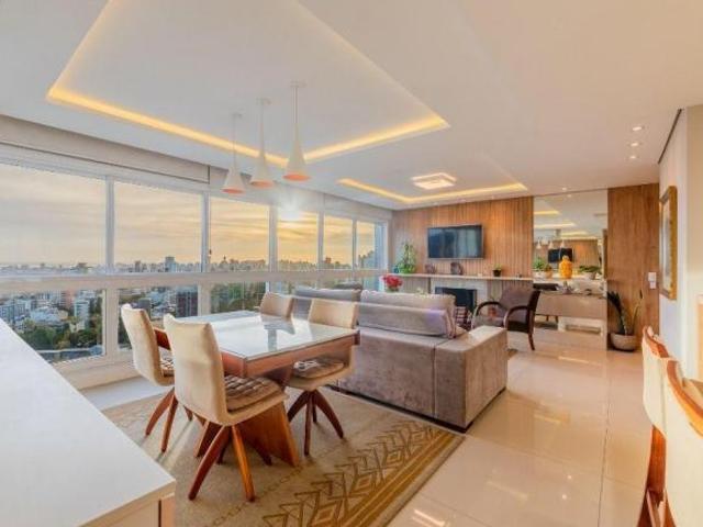 Apartamento de luxo em Petrópolis, Porto Alegre 3 quartos, 3 suítes, 2 vagas de garagem Imperdív