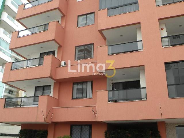 Apartamento de Ótima Qualidade Próximo à Praia e ao Comércio