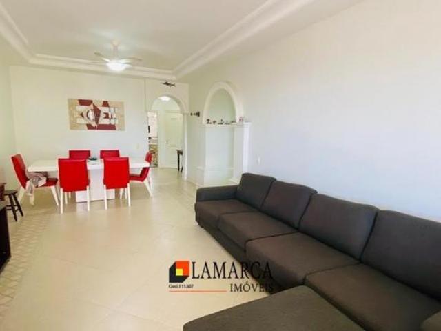 Apartamento de padrao com 3 suites no Guaruja