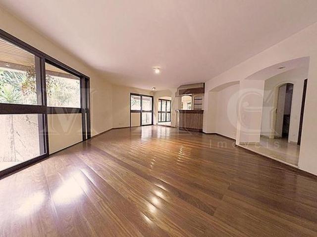Apartamento de Patrão com 362m² no Campo Belo