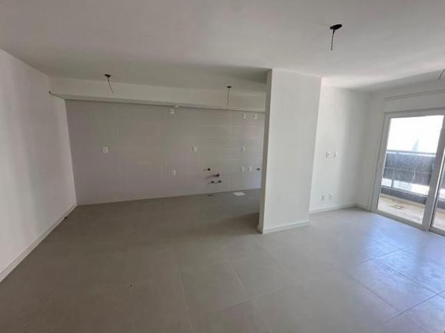 Apartamento de Praia para Venda em Rio Grande, Cassino, 2 dormitórios, 1 suíte, 2 banheiros, 1 vaga