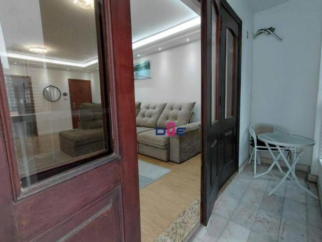 Apartamento de quatro quartos, sendo 1 suite