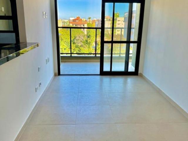APARTAMENTO DE REPASSE COM 2 SUÍTES NO ITAGUÁ