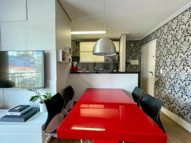 Apartamento Decorado, 2 Quartos com Varanda e Vaga – Zona Norte SP