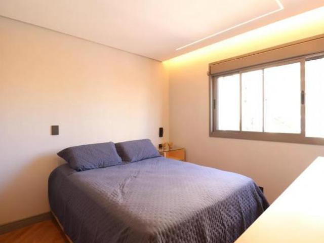 Apartamento decorado à venda com 180m², 4 quartos e 3 vagas