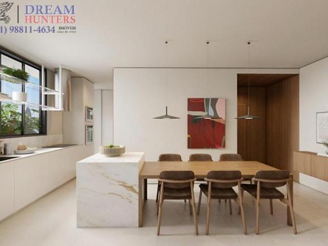 Apartamento DECORADO com 3 quartos 1 suíte + 2 DEMI, com 137m² privativos, 2 Vagas, Bairro Cabral