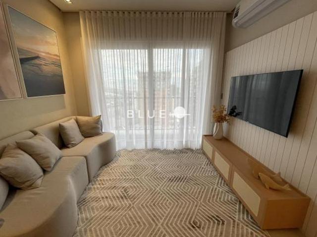 Apartamento decorado com 02 dormitórios na Praia Grande em Torres RS