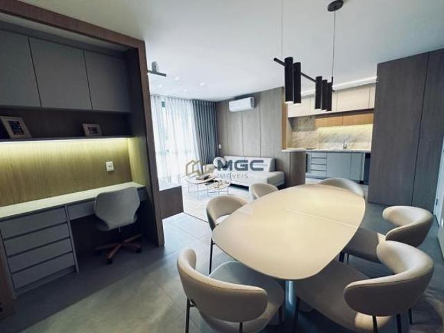 Apartamento Decorado e Mobiliado à Venda 2 Suítes 2 Vagas em Condomínio Clube Vila Isabel