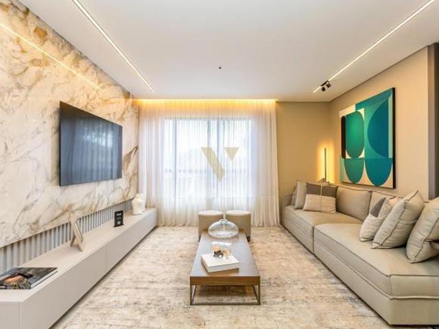 Apartamento decorado, porteira fechada, 3 quartos | suítes, no Centro Cívico