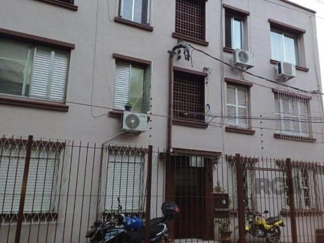 Apartamento desocupado na Azenha