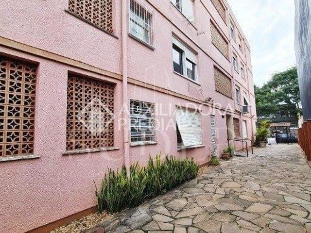 Apartamento desocupado, 1 dormitório, a venda no bairro Partenon, em Porto Alegre