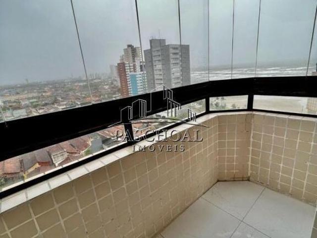 Apartamento disponível á venda de 1 quarto no Bairro Maracanã, Praia Grande/SP