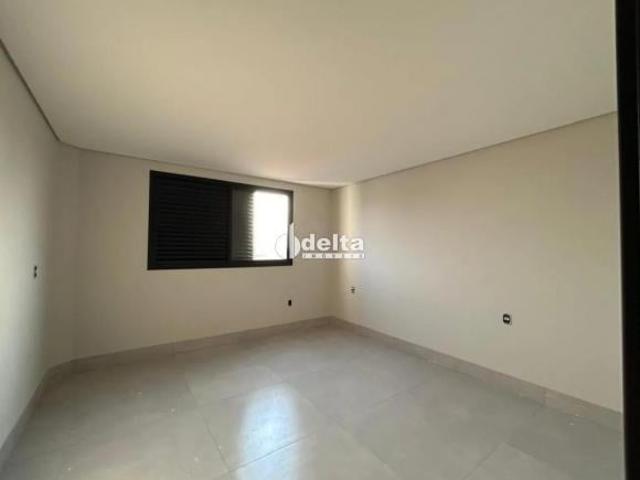 Apartamento disponível para venda no bairro Novo Mundo em Uberlândia MG