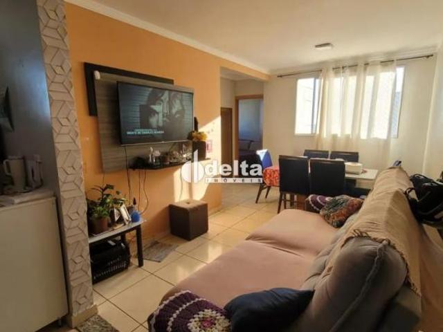 Apartamento disponível para Venda no bairro Presidente Roosevelt em Uberlândia MG