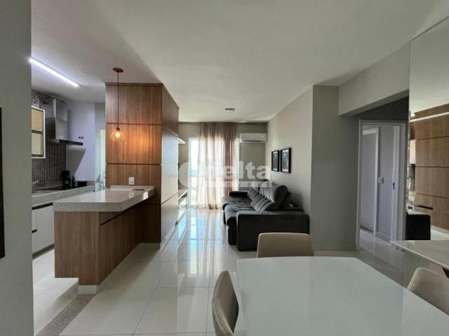 Apartamento disponível para venda no bairro Santa Mônica em Uberlândia MG