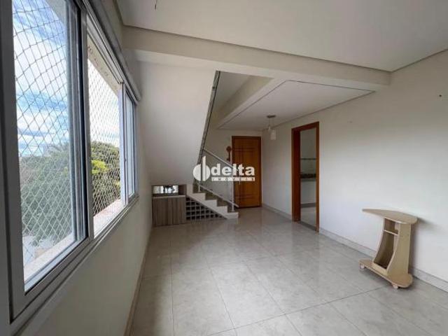 Apartamento disponível para venda no bairro Santa Mônica em Uberlândia MG