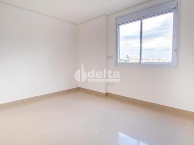 Apartamento disponível para venda no bairro Tubalina em Uberlândia Mg