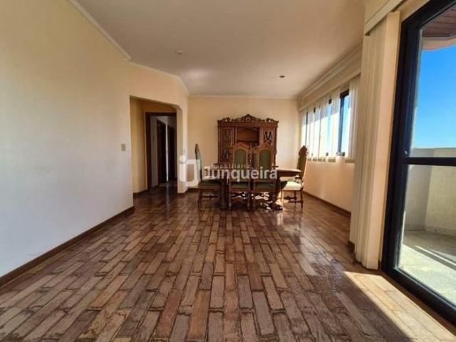Apartamento disponível para venda no Ed. Florença