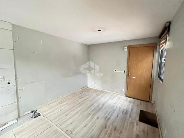 apartamento dois dormitórios no bairro Leopoldina