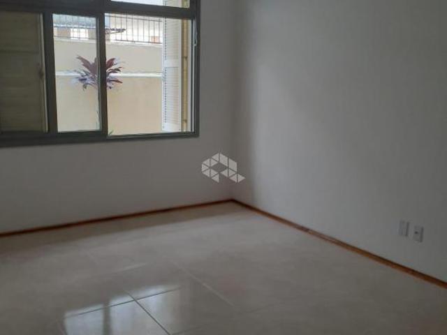 Apartamento dois dormitórios no Bom Fim