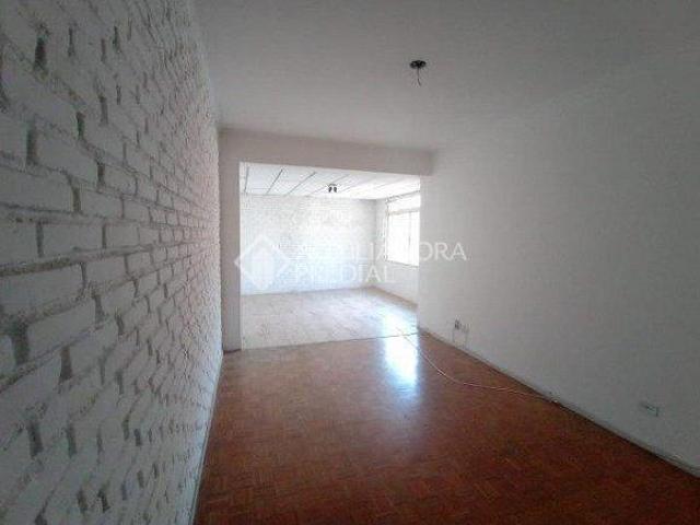 Apartamento dois dormitórios à Venda em São João, Porto Alegre