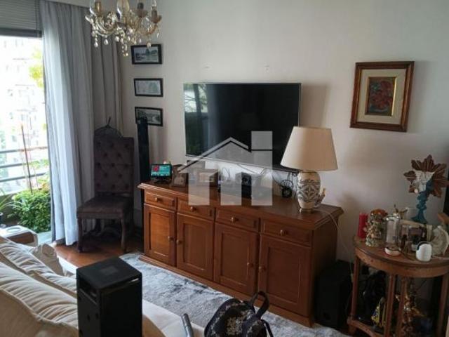 Apartamento dois dormitorios a venda no Real Park