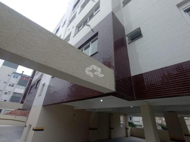 Apartamento dois dormitórios, com 71 metros privativos, no menino deus