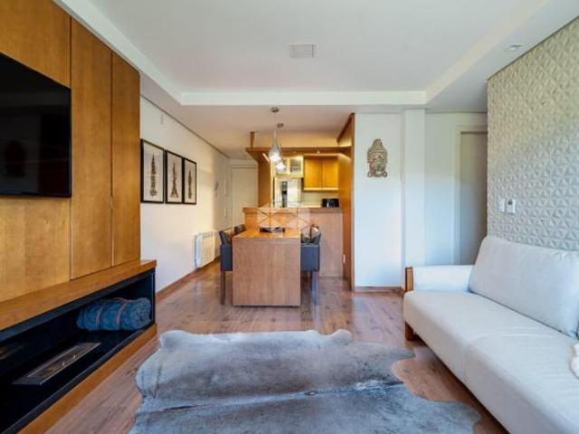 Apartamento dois dormitórios em Gramado