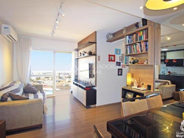 Apartamento dois dormitórios semi mobiliado no Condominio Fiateci
