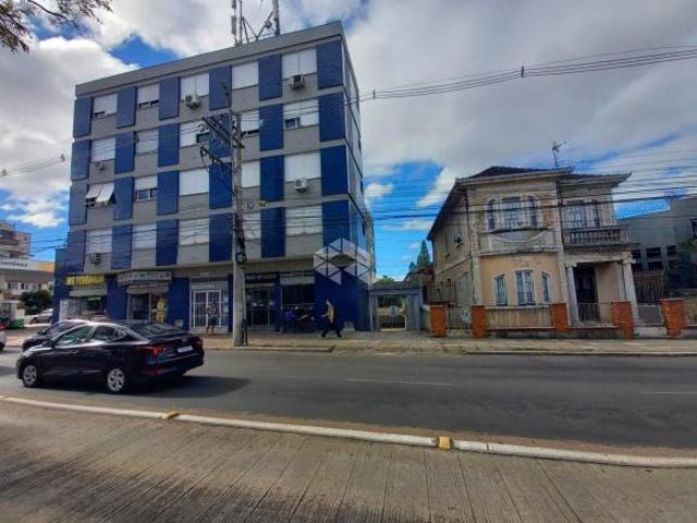 Apartamento dois dormitórios/quartos com duas vagas
