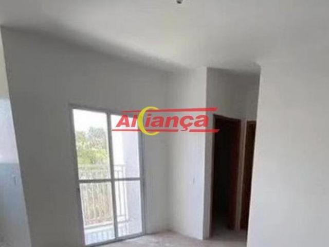 APARTAMENTO DOIS QUARTOS COM SACADA