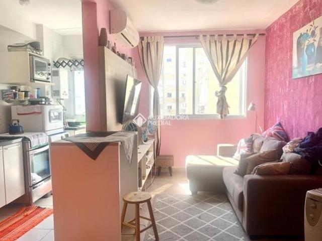 Apartamento dois quartos com vaga em andar alto