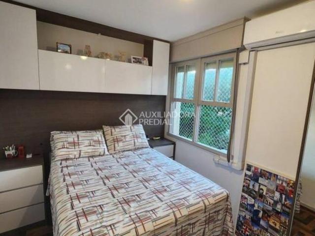 Apartamento dois quartos, mobiliado à Venda em Santo Antônio