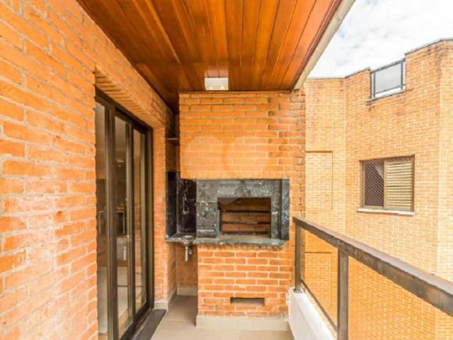 Apartamento dulpex no Sumaré com 4 suítes !