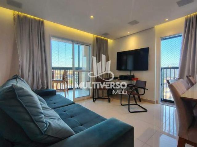 Apartamento Duplex, 03 quartos, sendo 01 suíte, 3 banheiros, 02 vagas, ótima localização, R$1.200