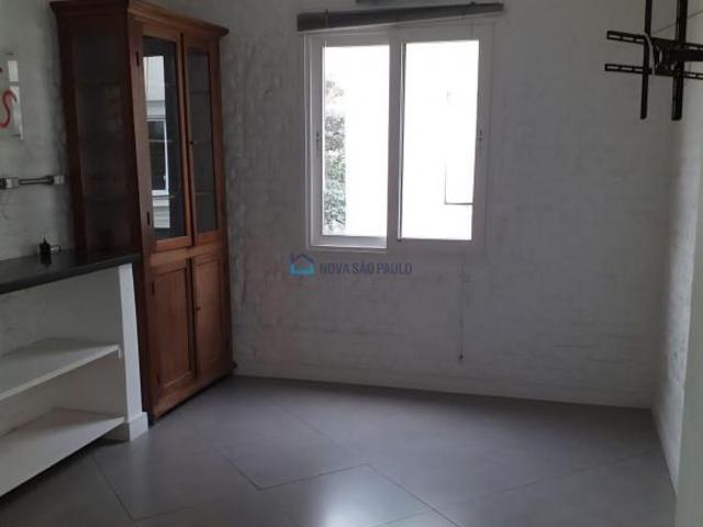 Apartamento Duplex 180m² Amplo, com Terraço e Vista Privilegiada Aclimação