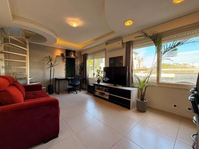 APARTAMENTO DUPLEX 1 DORMITORIO COM VAGA NA CIDADE BAIXA