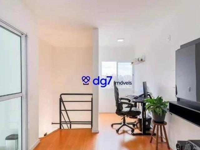 Apartamento Duplex, 1 quarto e varanda com churrasqueira!