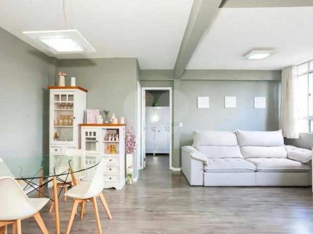Apartamento duplex, 2 suítes, 2 vagas, Cristo Rei, lindo!