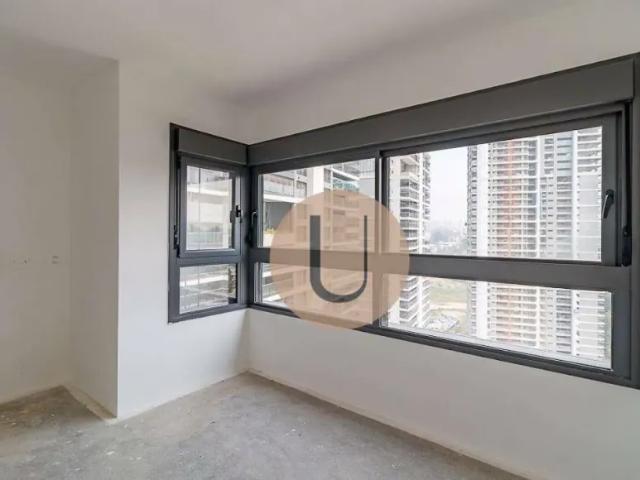 Apartamento Duplex! 4 suítes, 4 vagas, lazer clube! Panamby!