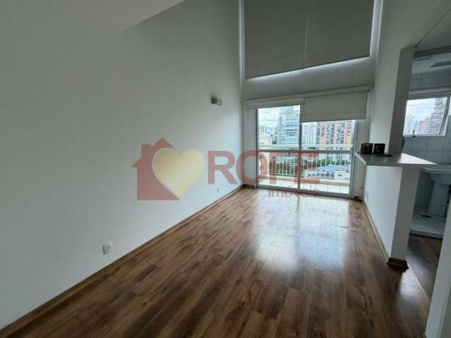 Apartamento Duplex com ar condicionado e prédio com lazer completo em excelente localização