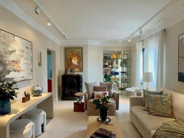 Apartamento Duplex com Piscina Privativa, 200 m² em Pinheiros, 3 Quartos sendo 1 Suíte, 3 vagas de g