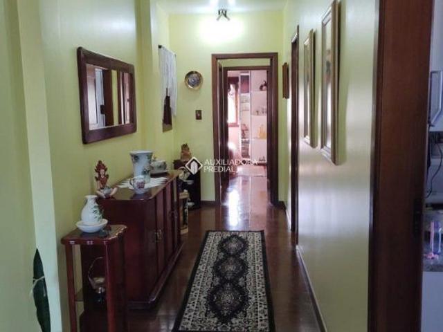 Apartamento duplex com terreço