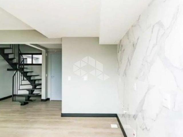 Apartamento Duplex com vaga no bairro Jardim Botânico, POA/RS