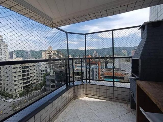 Apartamento duplex com varanda gourmet e vista mar na Praia da Enseada, Guaruja